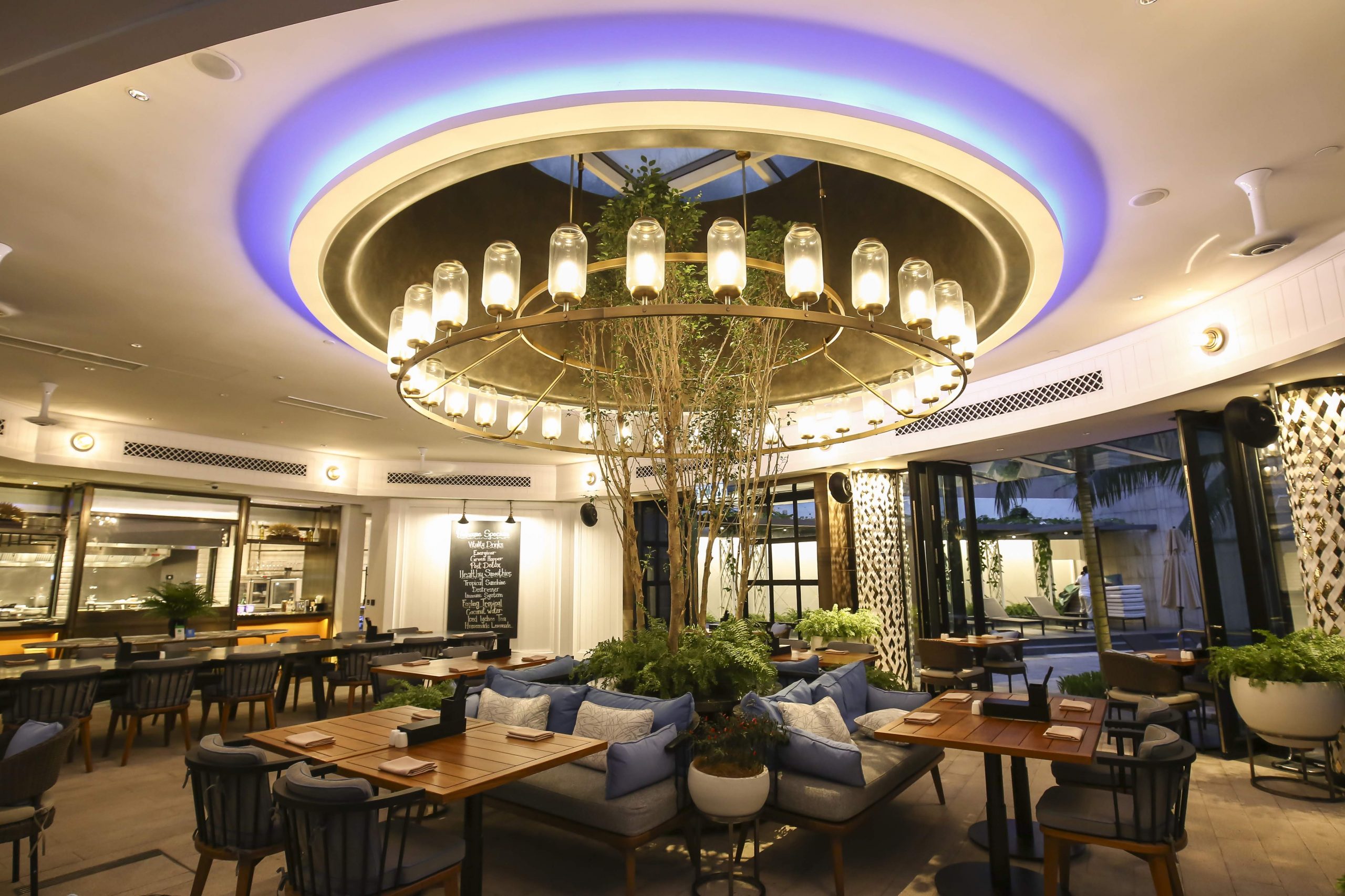 Grand Hyatt - Pool Side Restaurant, Kuala Lumpur, Malaysia - Lumi Ambience